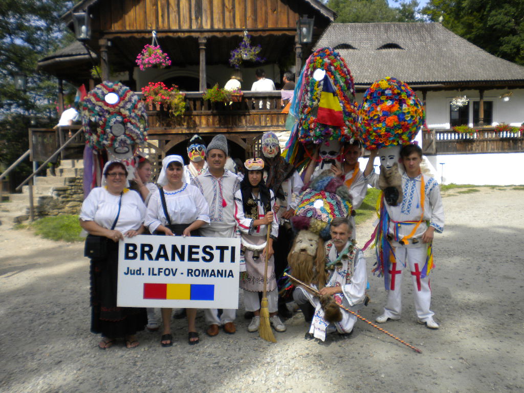 cucii din branesti: Grupul de datini si obiceiuri Cucii din Branesti la ...