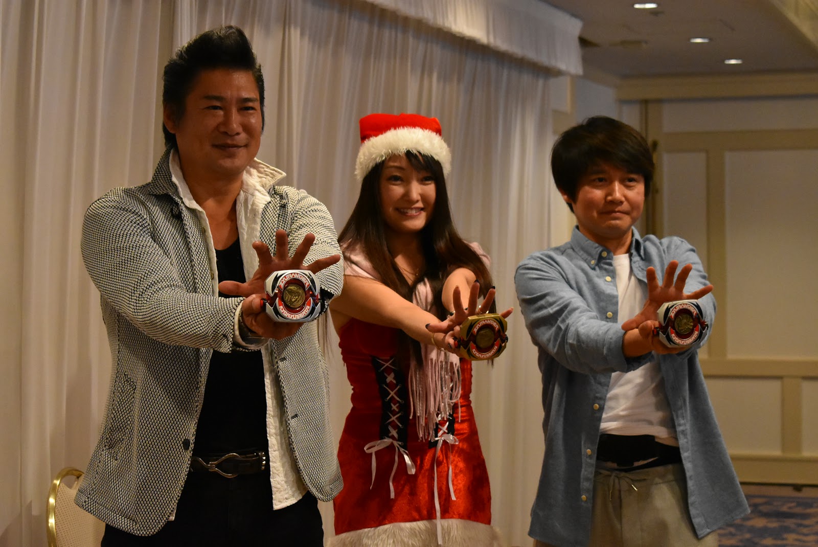 Sidelong Glances of a Pigeon Kicker: GO, GO, POWER RANGERS! Showa Hero ...