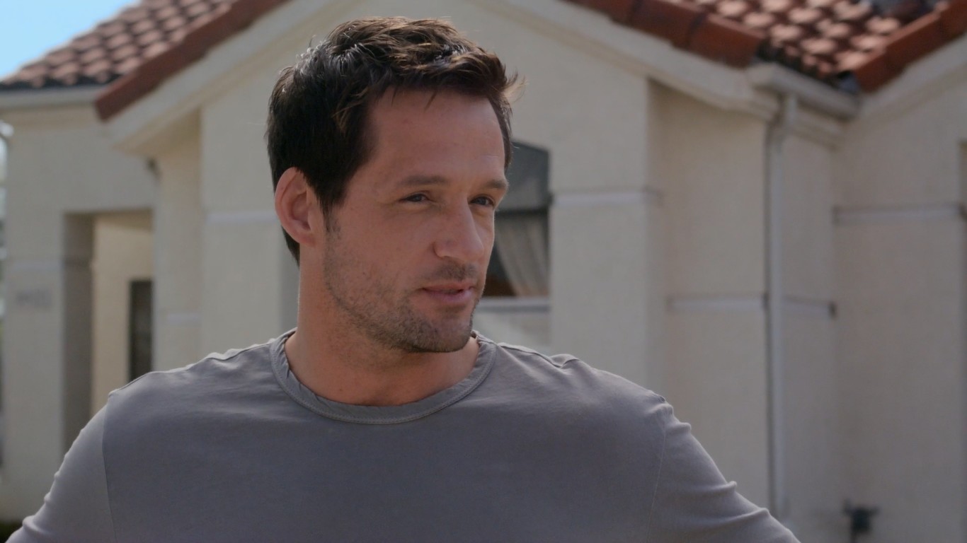 Cool movie screenshots: Josh Hopkins as Grayson Ellis in Cougar Town