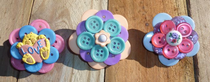 krafty panda: Button Brooches