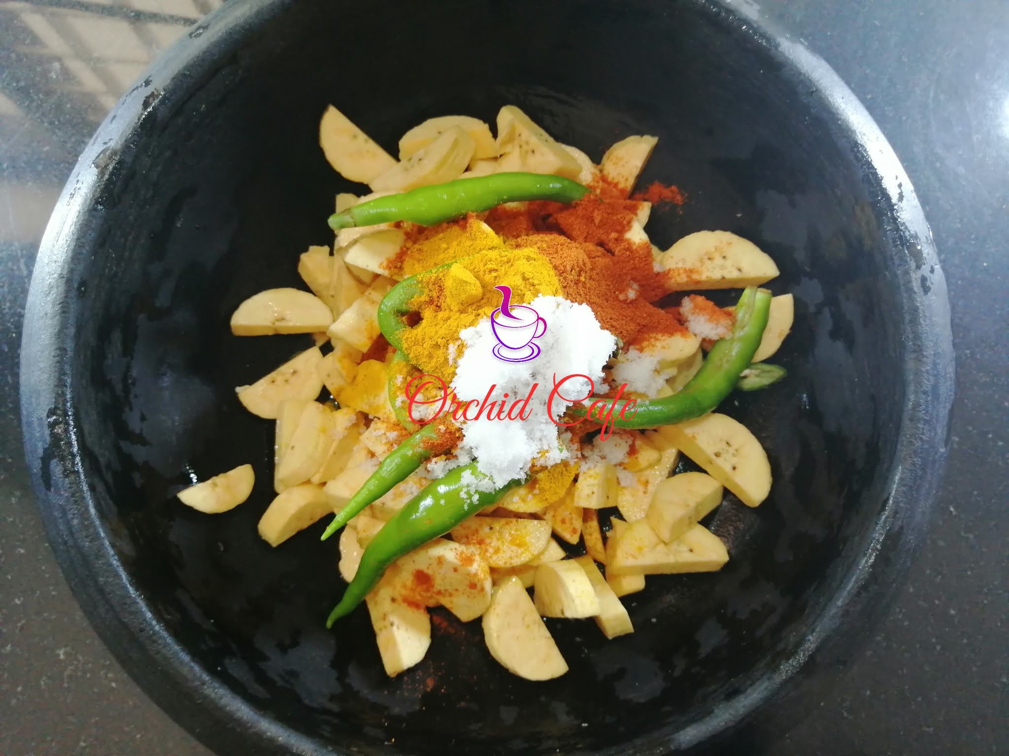 Kalan || Traditional Kalan Recipe || Kerala Sadya Recipe || Raw Banana ...