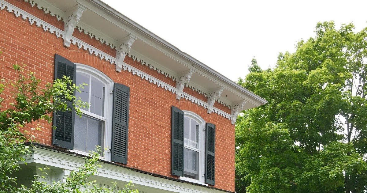 AM Dolce Vita: A Guide to Updating an Old Property