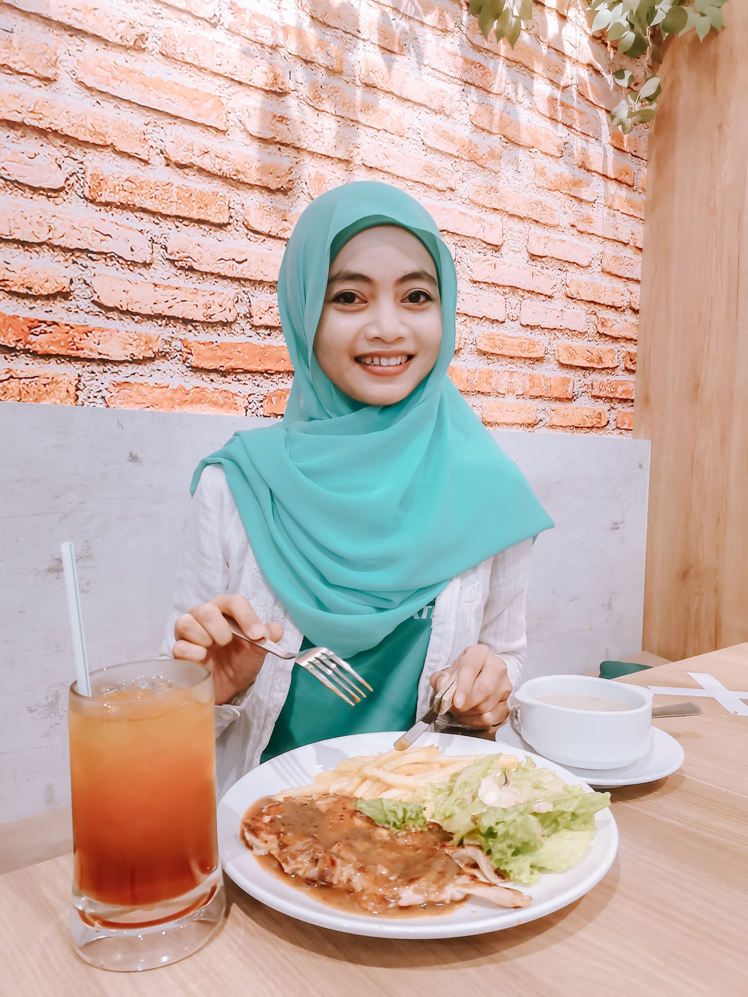 MAKAN CHICKEN CHOP DI RAINTOWN RESTAURANT AEON MALURI | Ceritera Si ...