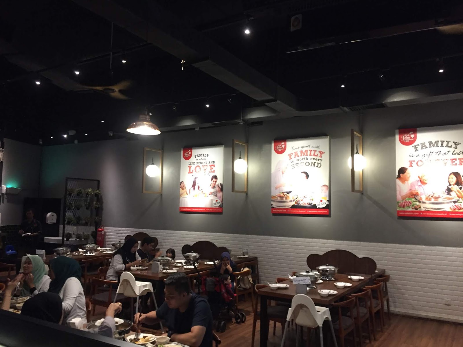 Moon punyer blog: Pak John Steamboat & BBQ Buffet IOI City Mall