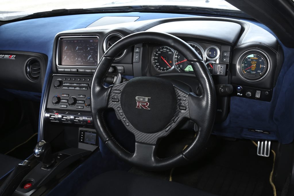 Nissan Clube: Nissan GT-R R32 with an R35 Drivetrain