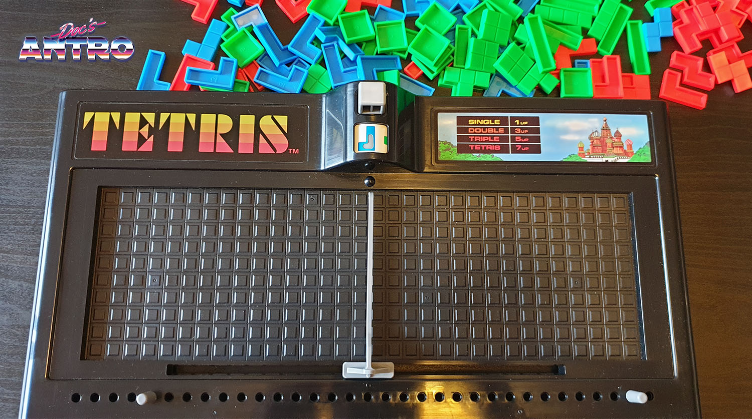 Tetris, il gioco da tavolo del 1991: tetramini incastrati senza ...