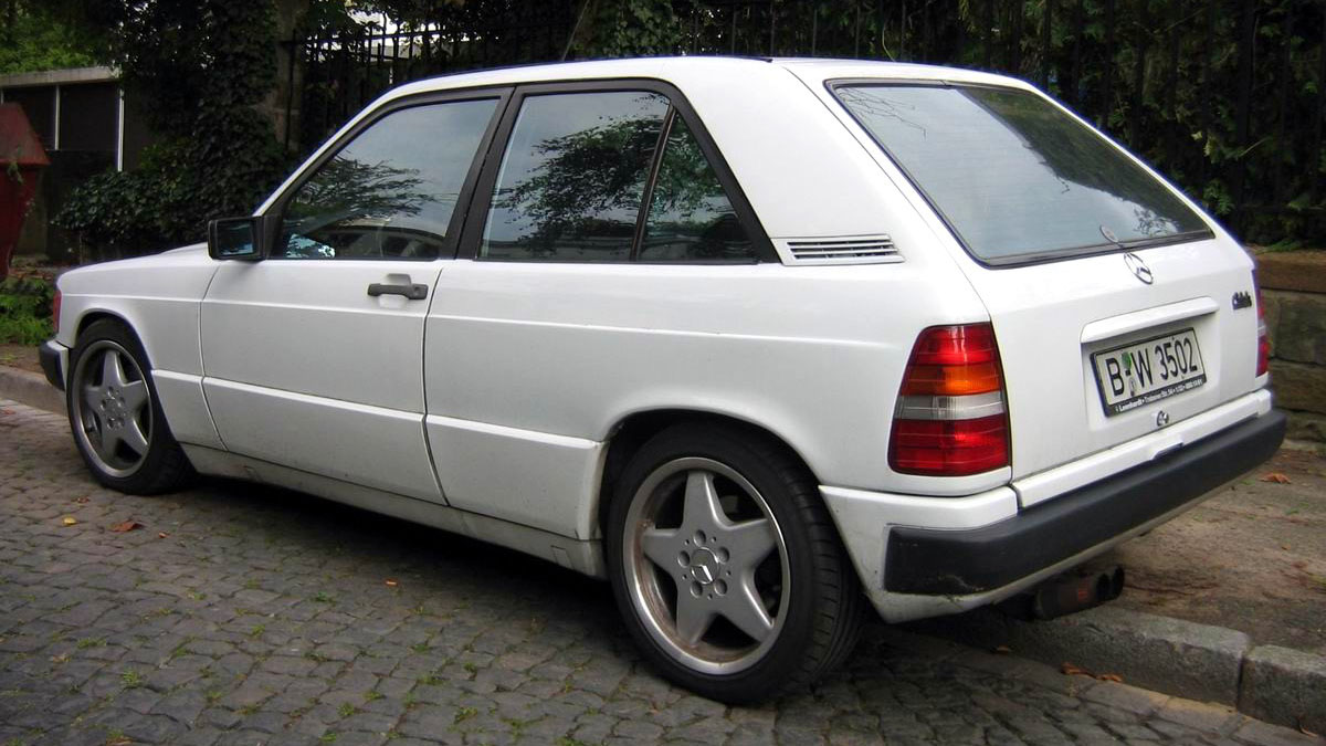 Mercedes-Benz, Economias de pequena escala!