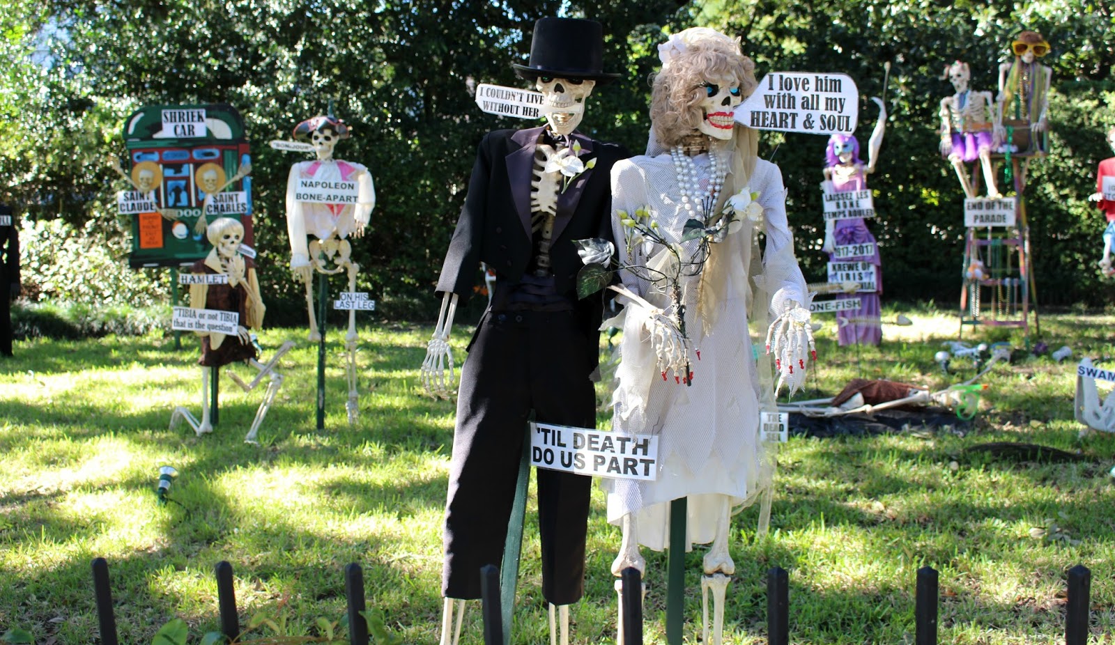 The Skeleton House: Halloween 2017 | A Very Sweet Blog