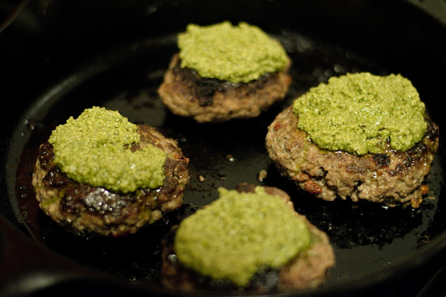 Caprese Beef Patties w/a Balsamic Glaze Recipe - The Kitchen Wife