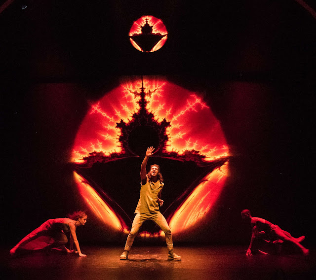 THEATRE'S LEITER SIDE: 109. Review: THE PORTAL (seen November 30, 2016)