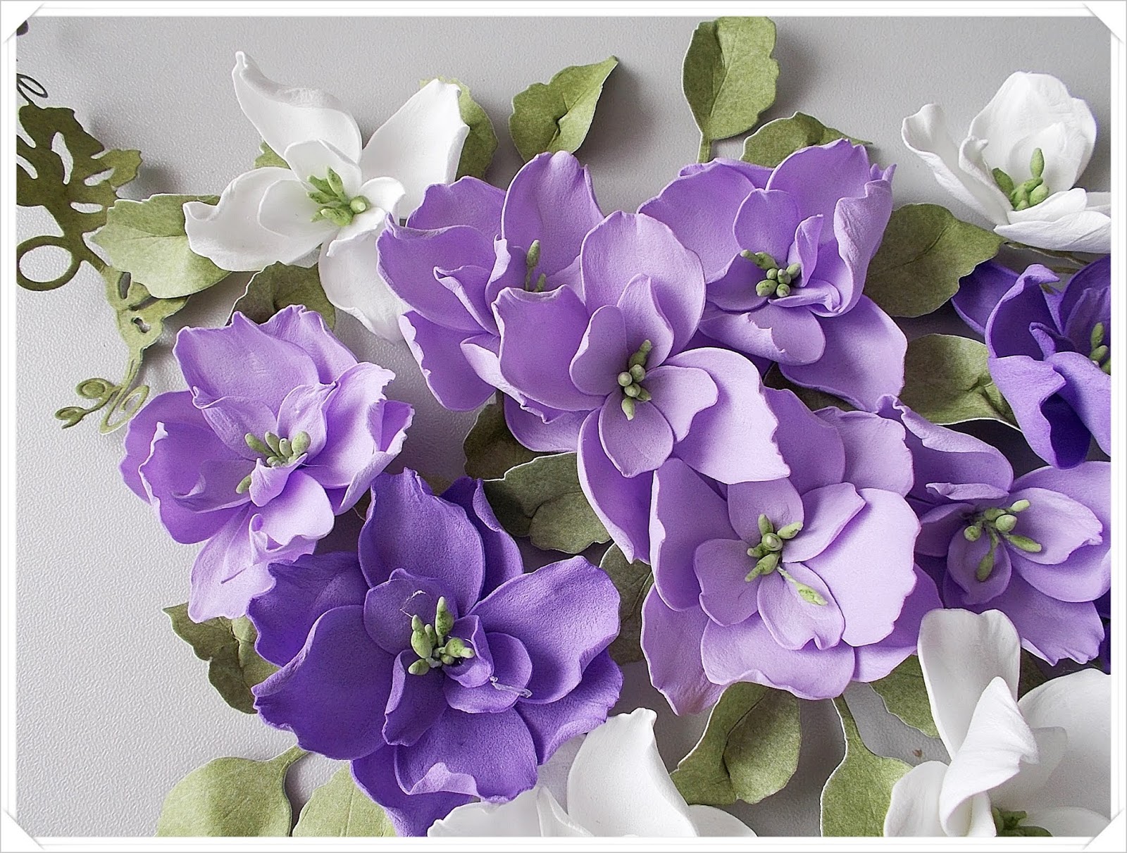 14 Craft Bar: Video tutorial for two and three-layer four-petal flowers