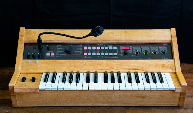 MATRIXSYNTH: Unique Korg R3 synthesizer in a custom wooden high quality ...