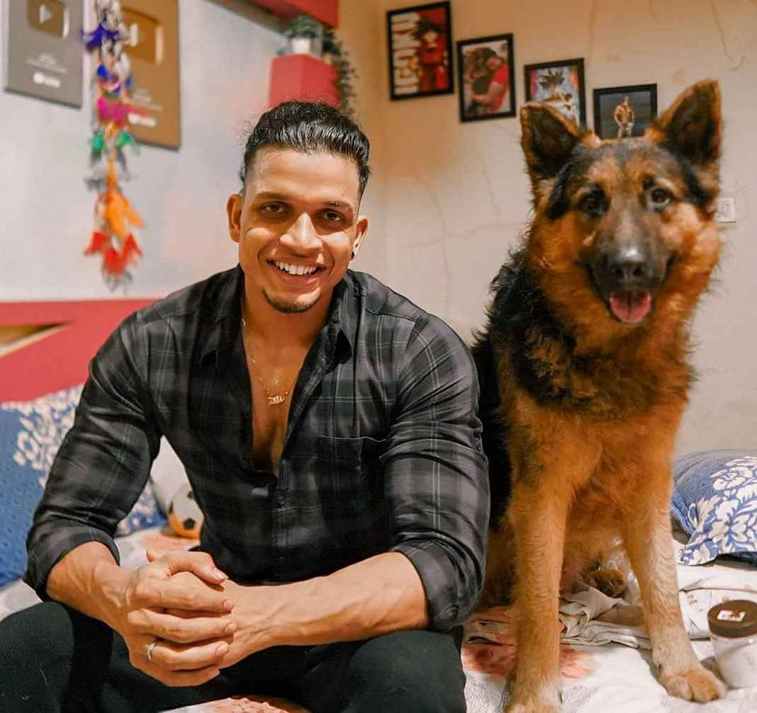 Yash Anand Wiki, Height, Age, Family, Facts & More - Wikilifeteller ...