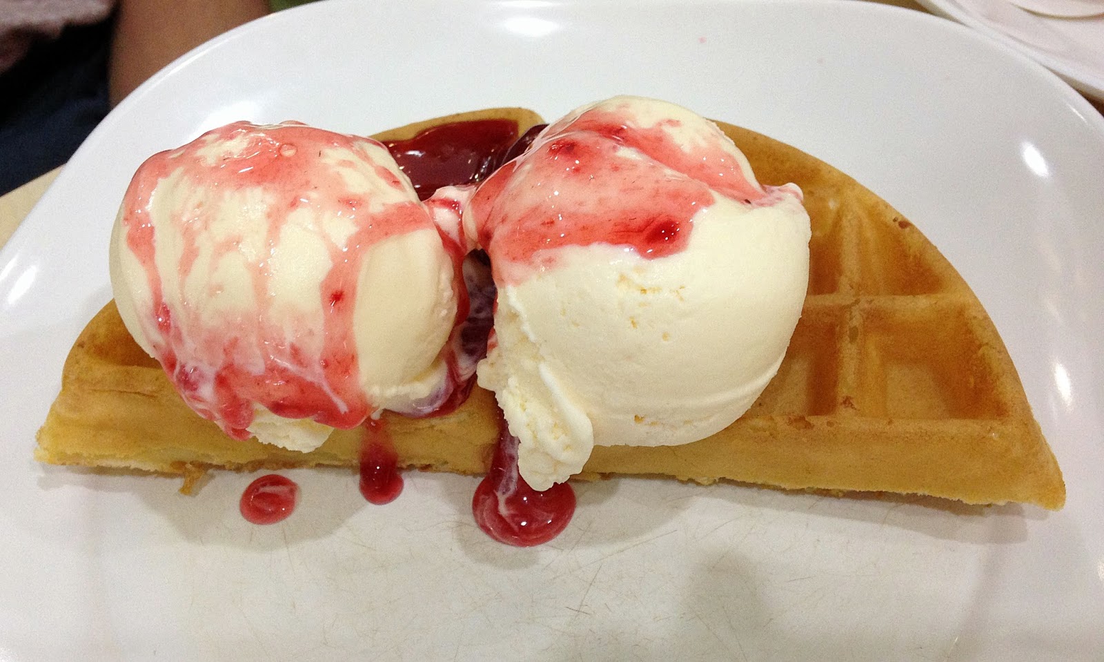 FoodieFC: A&W Restaurant at Pantip Plaza (Thailand, Bangkok)