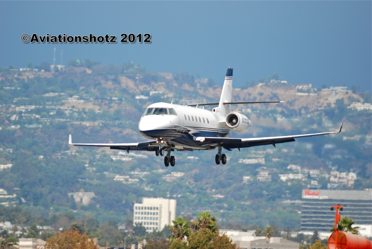 Aviationshotz: GULFSTREAM G200