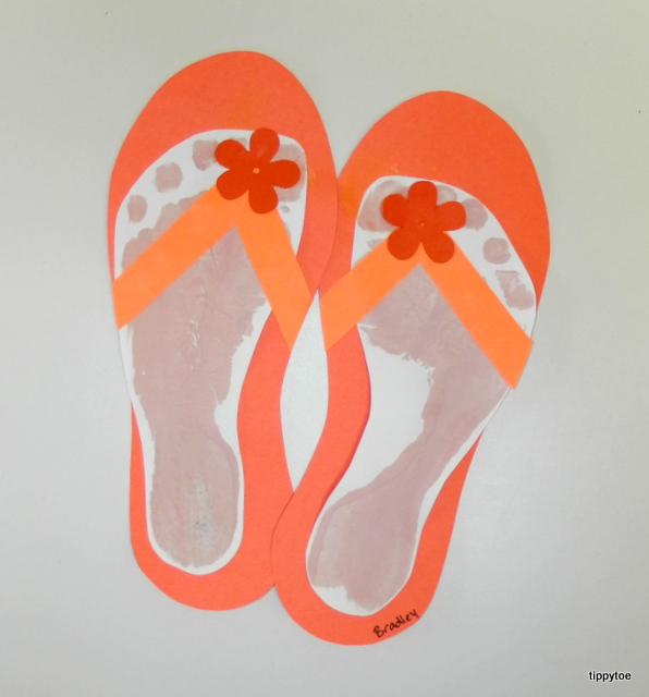 Tippytoe Crafts: Footprint Flip-Flops