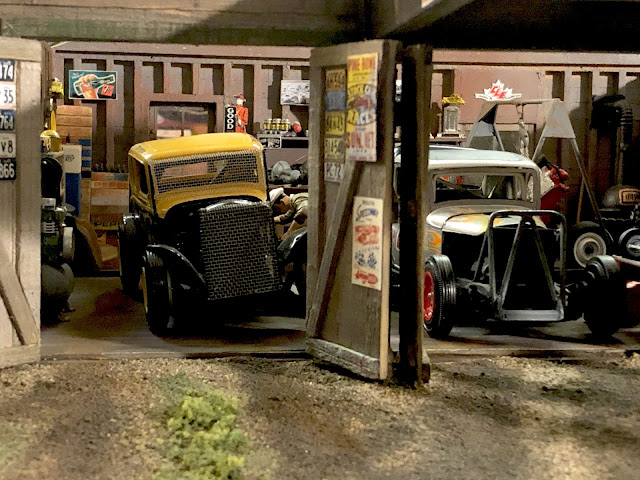 HOT RODS and JALOPIES: Winter 2020 Self Isolation 1:25 Scale Diorama ...
