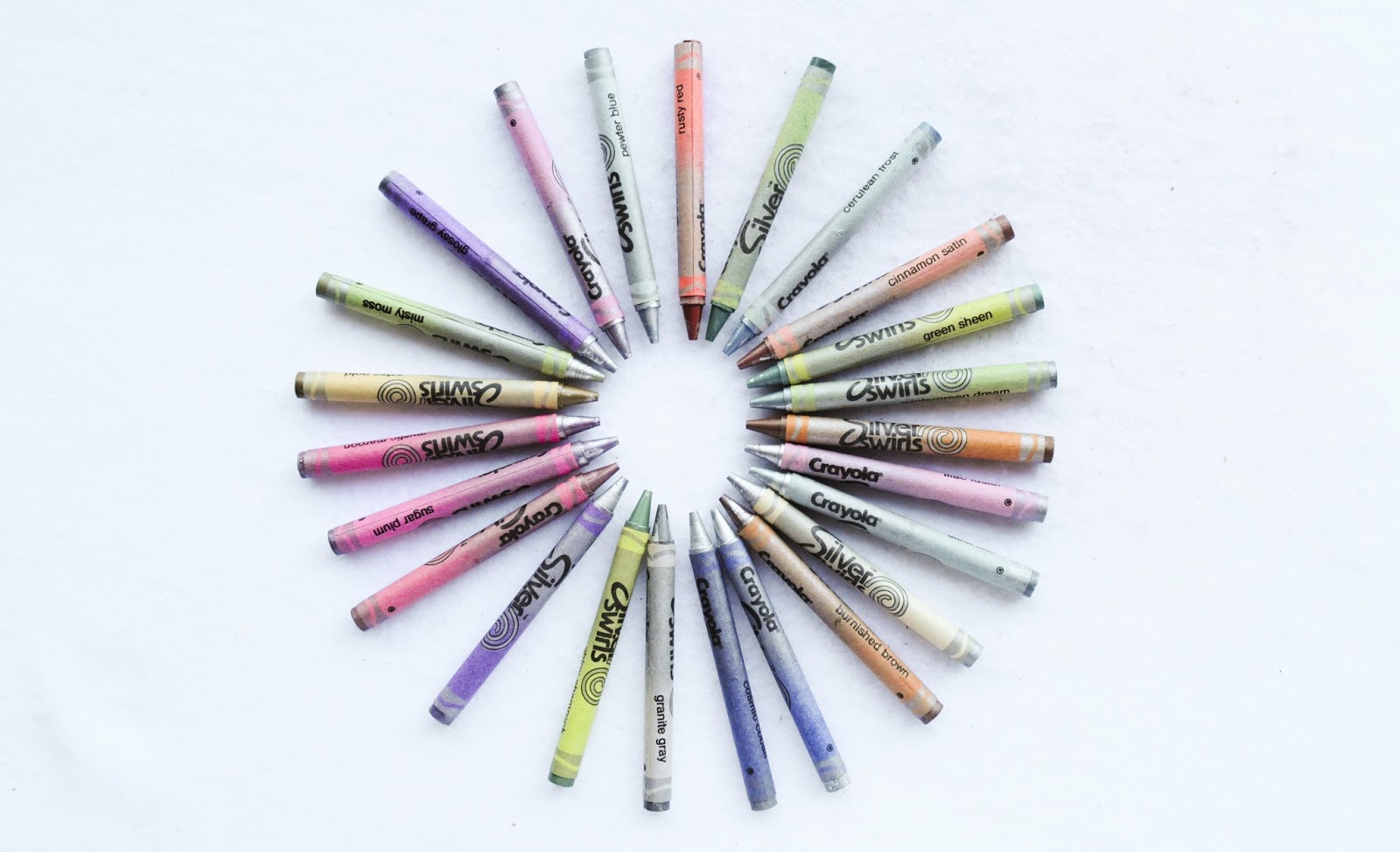 Crayola Silver Swirls: What's Inside the Box | Jenny's Crayon Collection