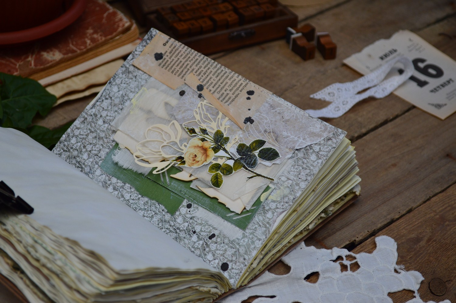 The sacred lotus: Эко-блокнот для Eco Paper