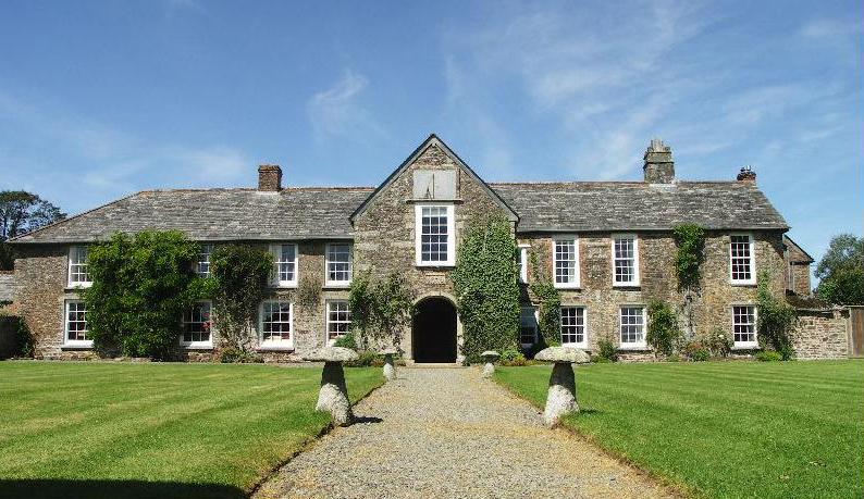 Landed families of Britain and Ireland: (188) Arscott of Tetcott and ...