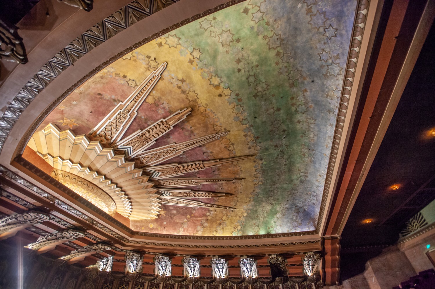 Los Angeles Theatres: Wiltern Theatre: auditorium