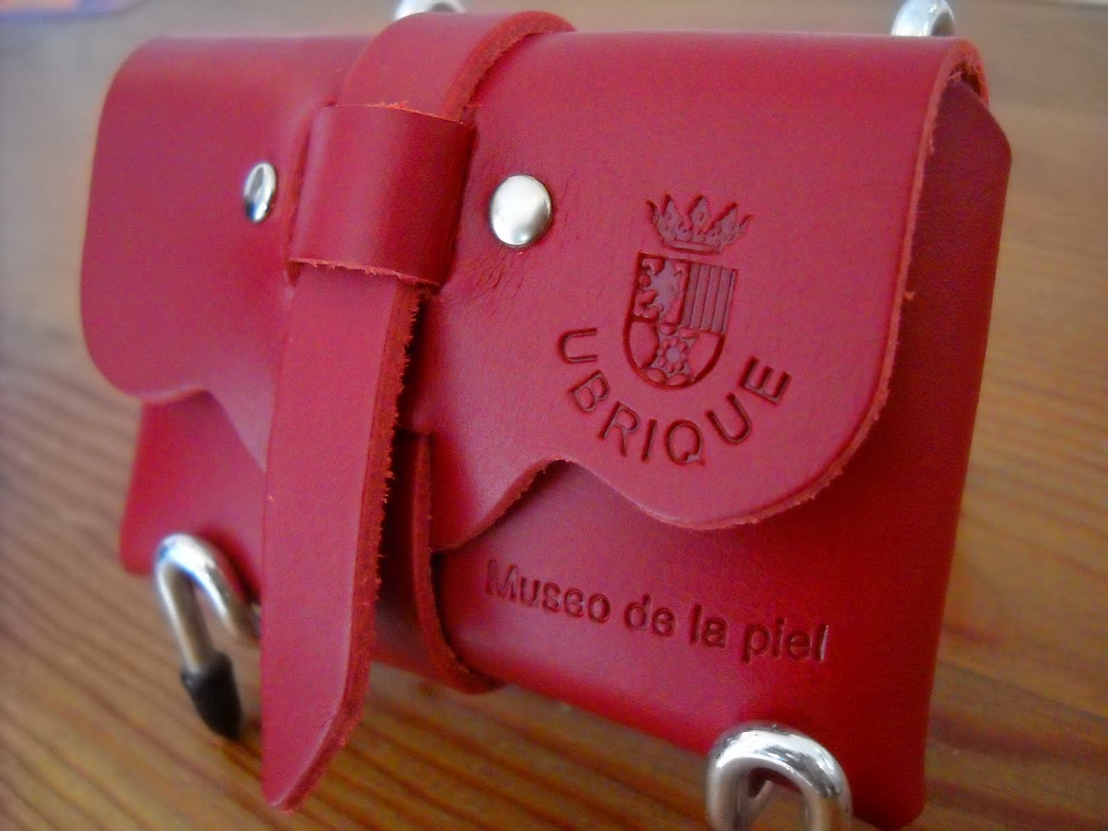 MANOS Y MAGIA EN LA PIEL - Proyecto Museo de la Piel de Ubrique: El preciso