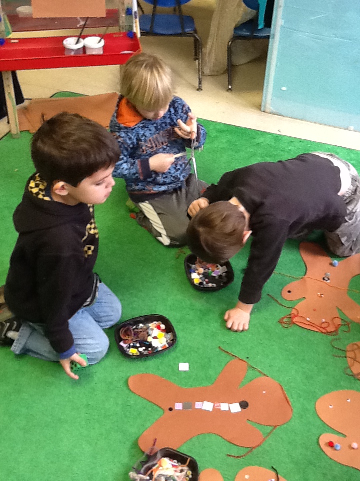Playfully Learning: Dress the Gingerbread Man Game
