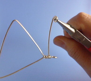 How to Make Triangle or Triangular Jewelry Tutorials / The Beading Gem