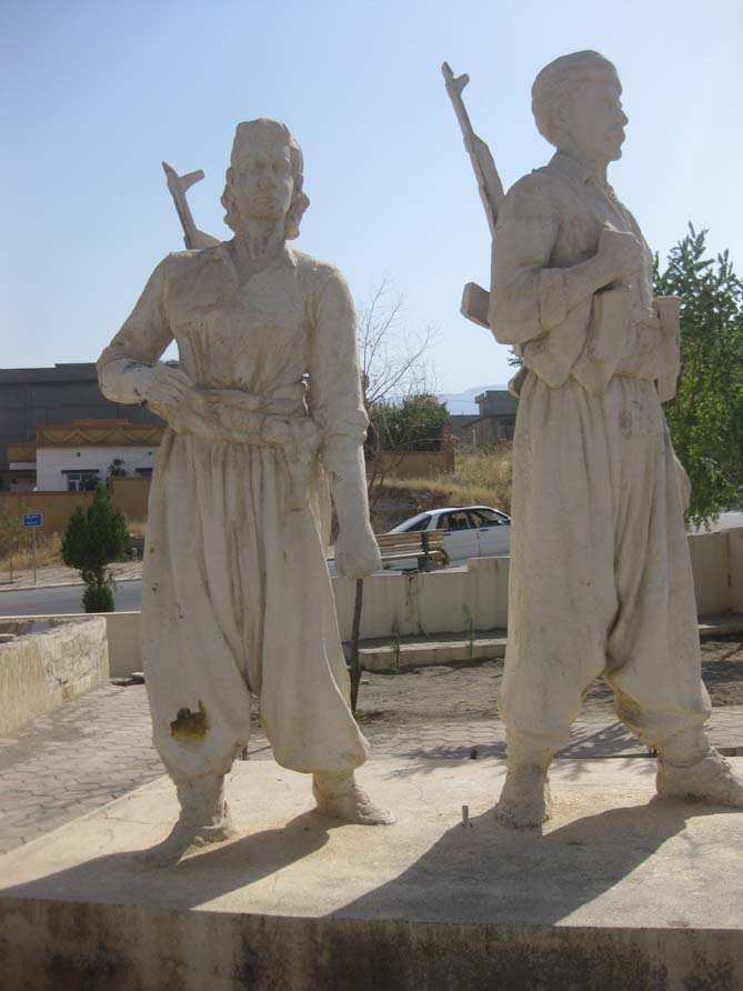 kurdistanart: Statue of Peshmerga (Hangaw)~Rawandiz, Erbil south of ...