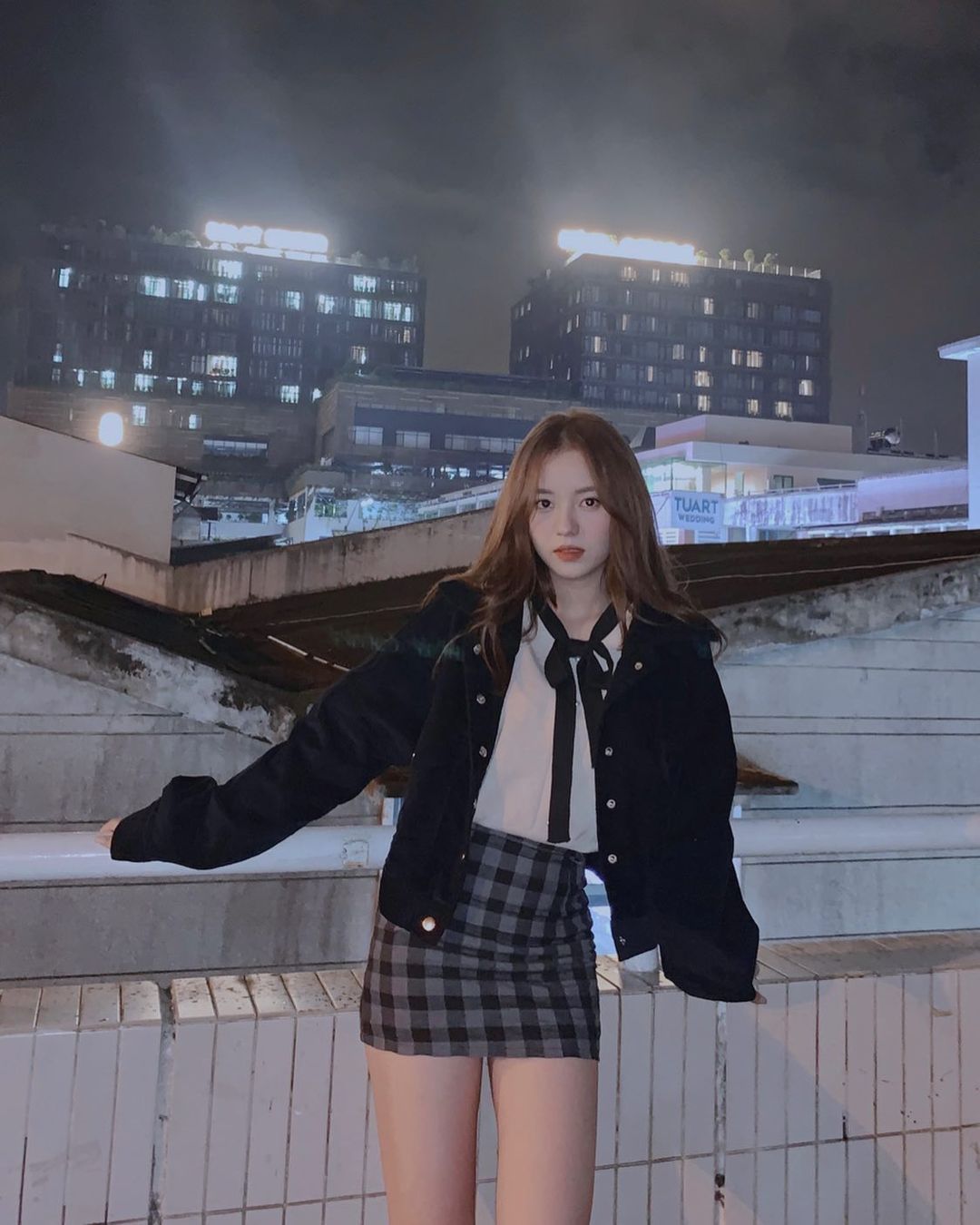 Hạ Hồ Hạnh Ngọc - Trời thu đẹp nhất về đêm,đời anh đẹp ...