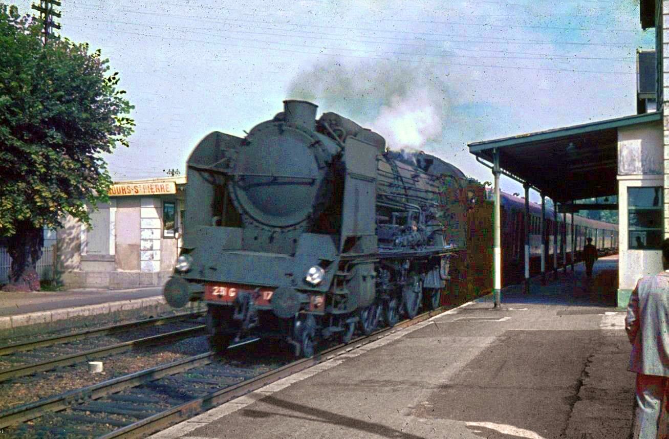 transpress nz: SNCF 231G departs Nemours St Pierre, 1962