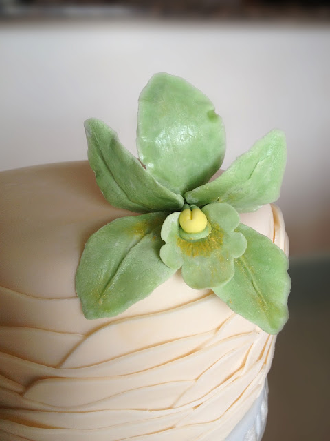 jem cakes: An Elopement Cake