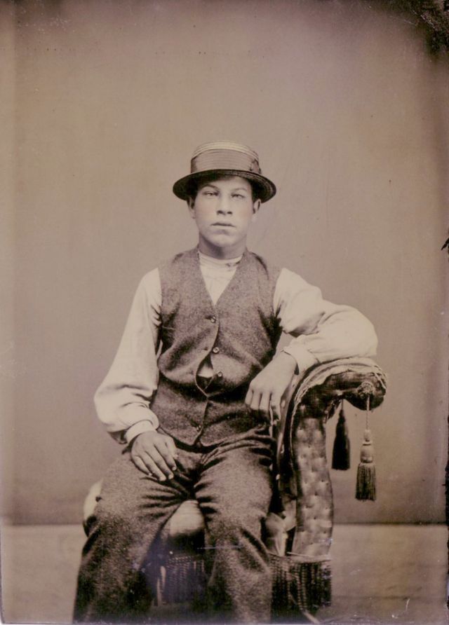 40 Amazing Vintage Photos of Working-Class Men From the Mid-19th ...