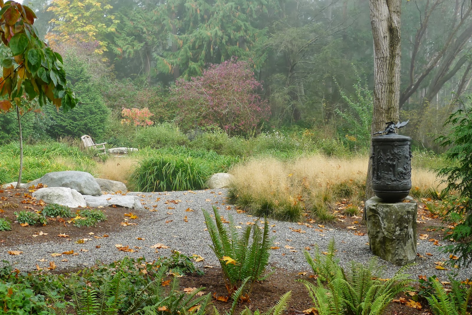 Jeffrey Bale's World of Gardens: The Halls Hill Labyrinth: Pluto and ...