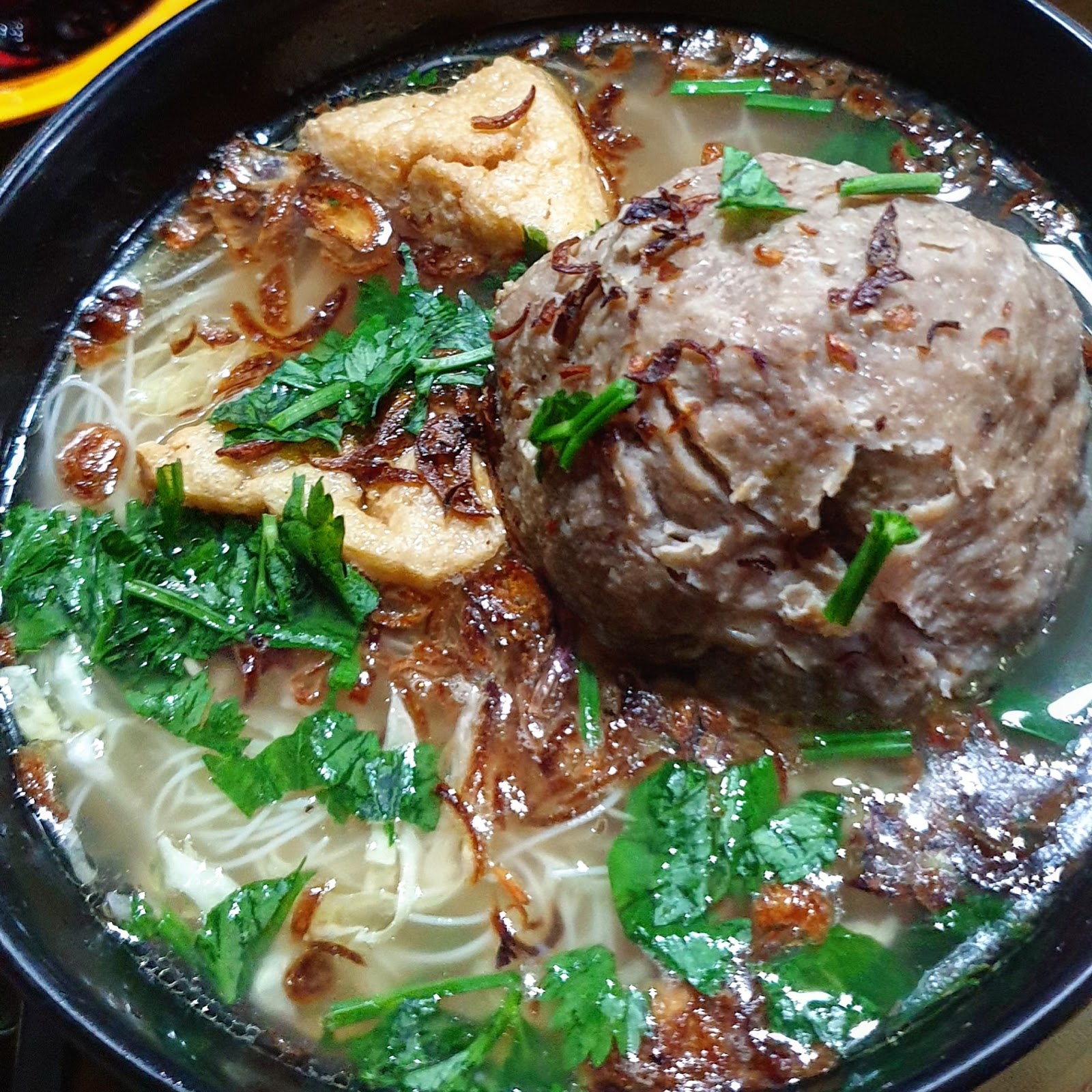 Berbaloi makan tengahari atau makan malam di Utan Cafe & Range, Sepang ...