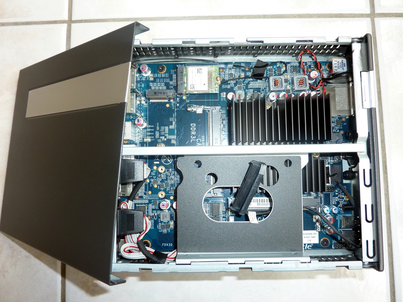 FanlessTech: Shuttle DX30 overview