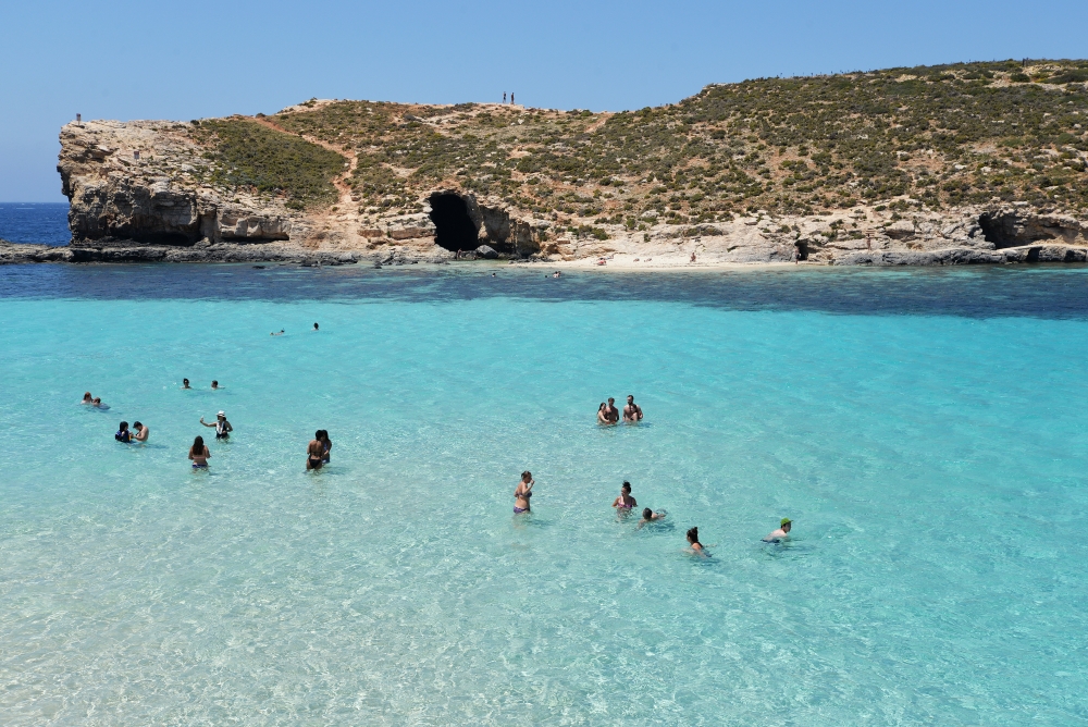 Endless Traveling Map: Comino Island: The Paradise In The Blue ...
