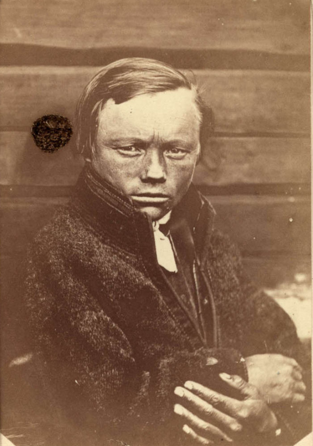 25 Stunning Portraits of Indigenous Sami People Taken by Lotten von ...