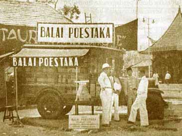 Kesenian: Seni Sastra