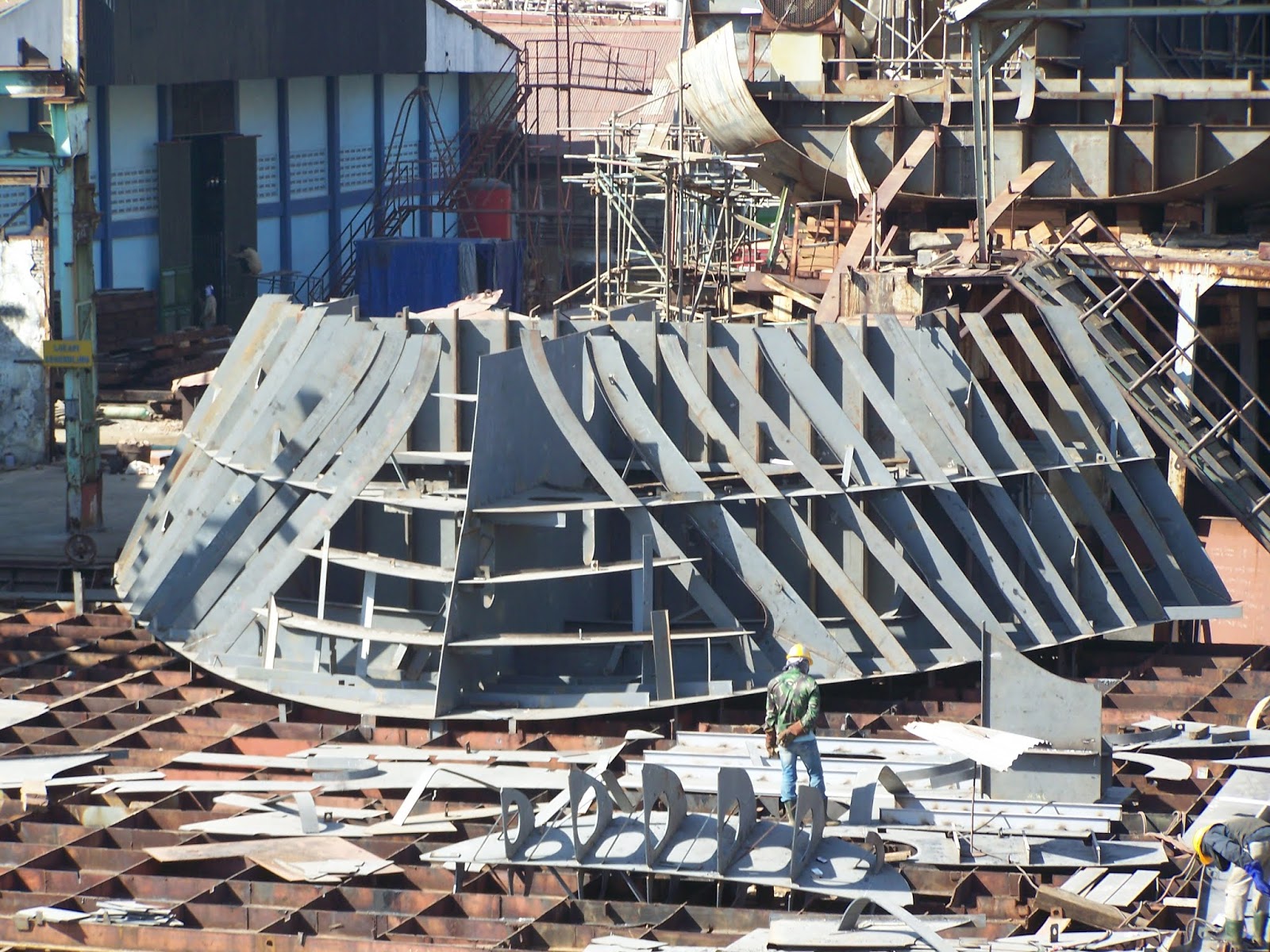 Cak-Andri: PROSES PEMBUATAN KAPAL