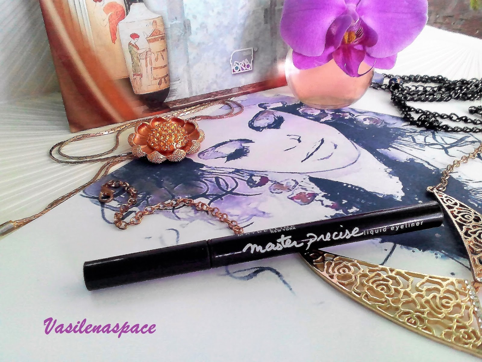 Рисуем шедевры? Подводка-фломастер для глаз Maybelline Master Precise ...