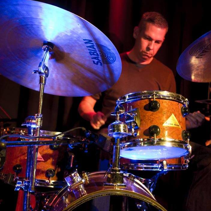 Tom Dunne - Professional Drummer / Music Teacher ~ Irish Drummers