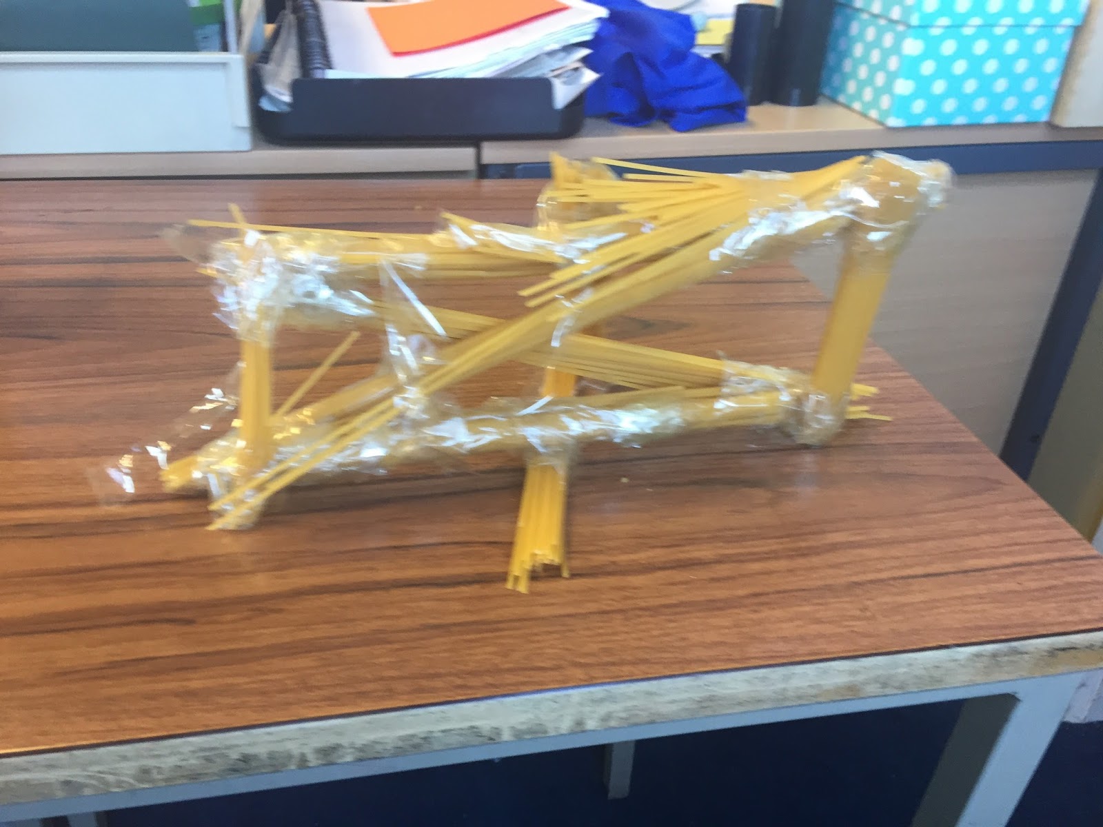 Leavers 2017-2018: Building Bridges (The spaghetti challenge)