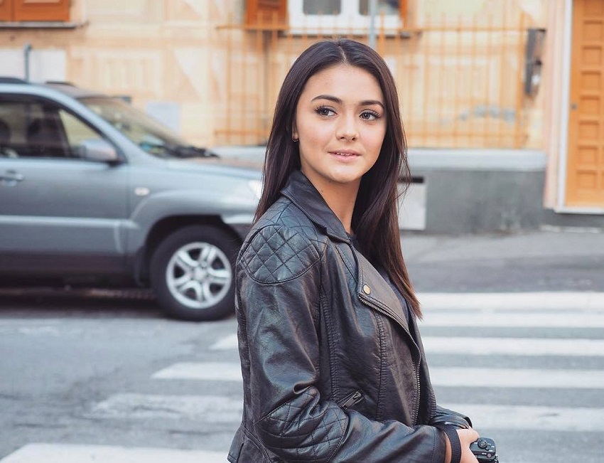 Profil dan Biodata Amanda Rawles: Biografi dan Perjalanan Karier Aktris ...