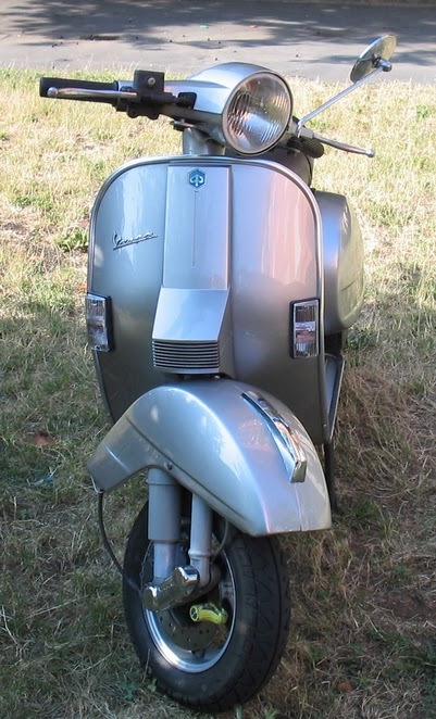 小妖的偉士世界---A beeline for Vespa: P series(一)--vespa new line