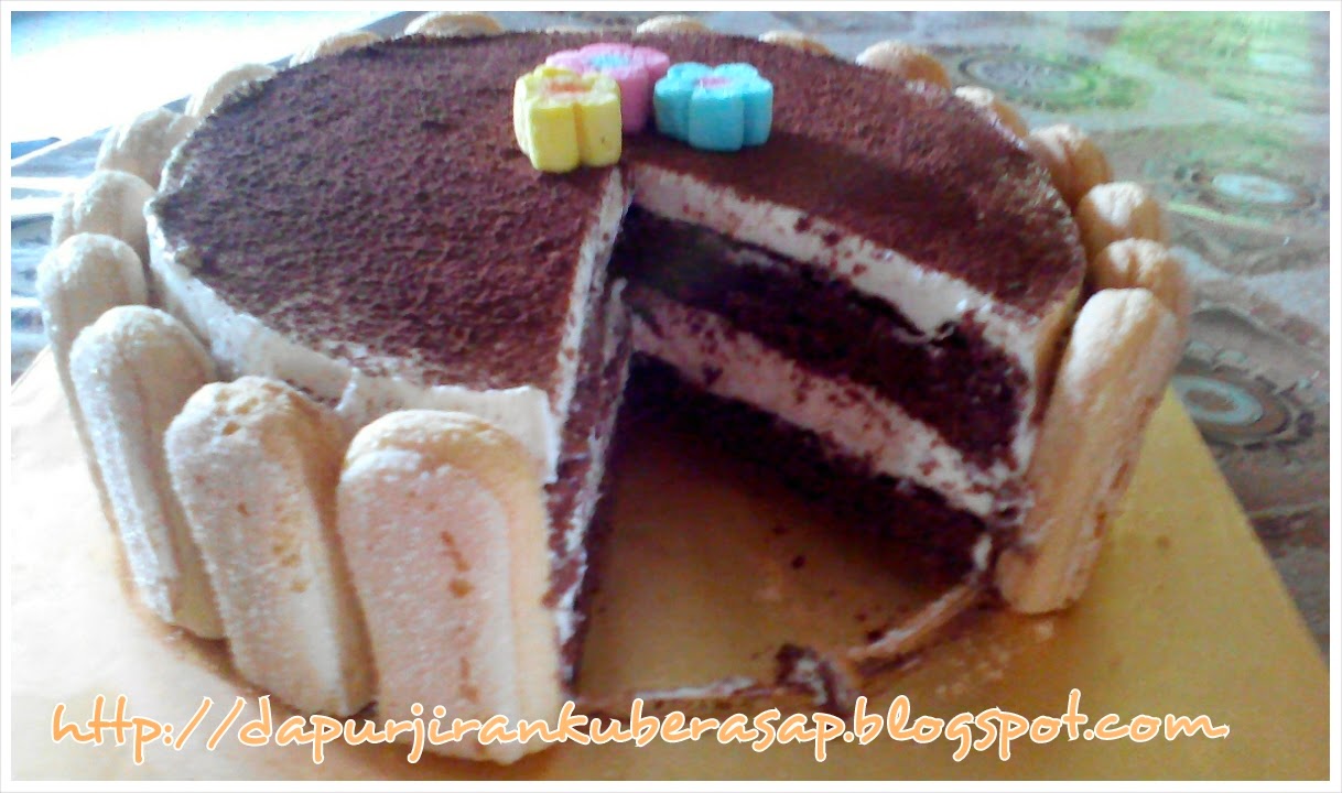 Sweet red cherry: KEK BIRTHDAY TIRAMISU