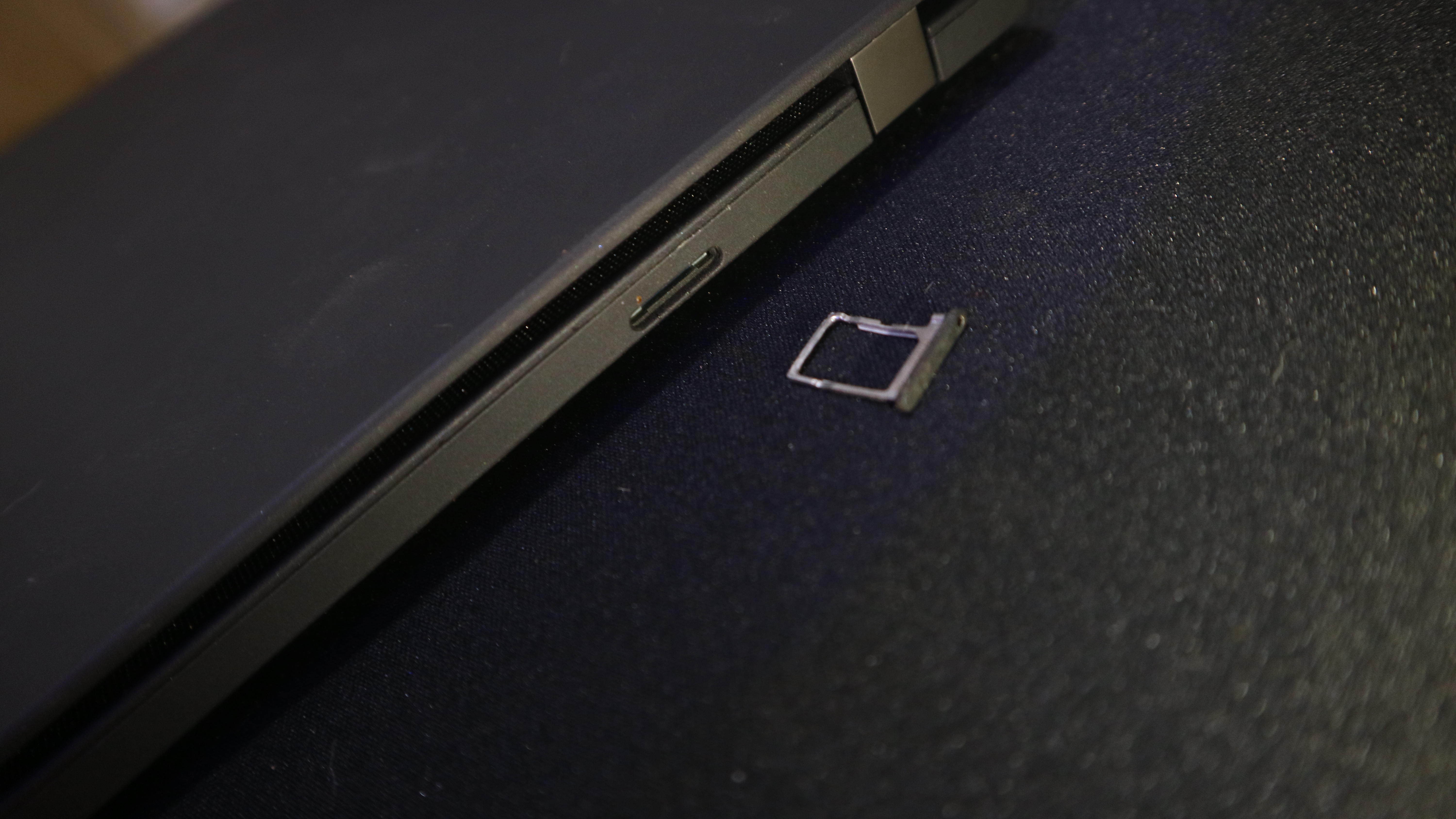 Review Lengkap Lenovo Thinkpad T14 20UES1X700 Ryzen 7 4750U - KepoTekno