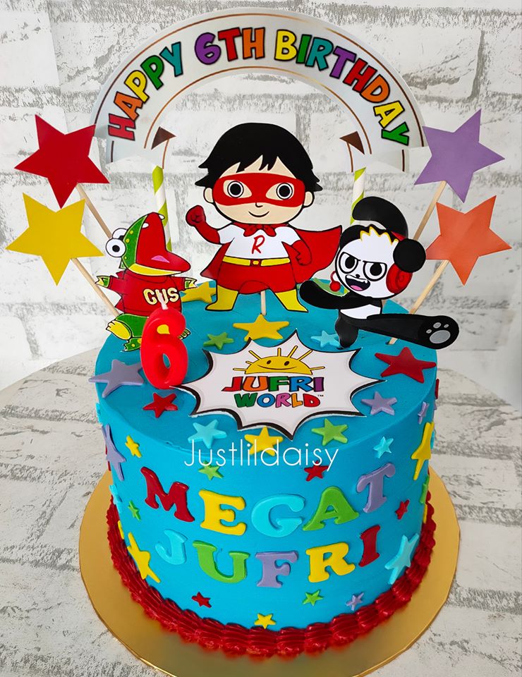 Just Lildaisy ( Ampang ): RYAN WORLD CAKE