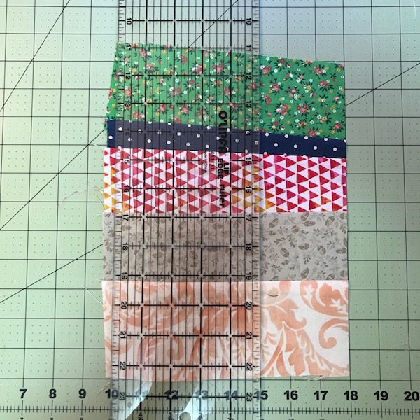 Confessions of a Fabric Addict: Rockin' Rectangles - On Line!