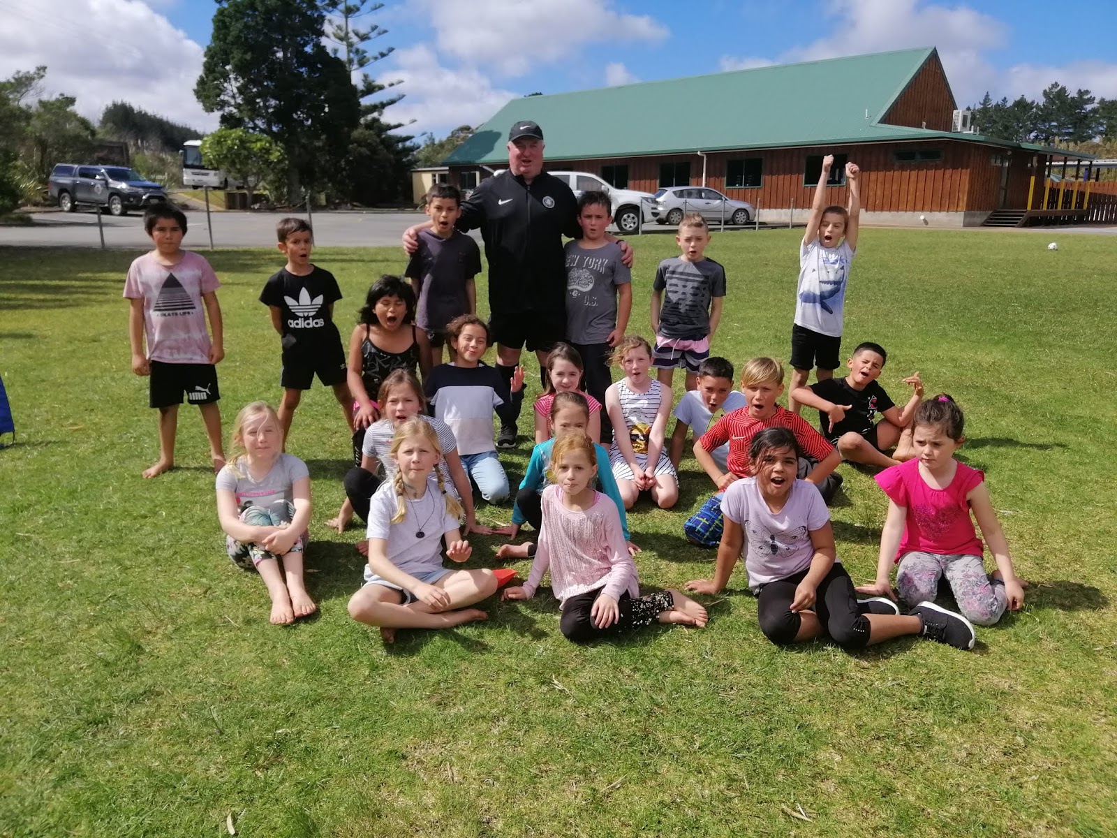 Te Manga Whanau @ Paparore School: Football Fun with James Coleman ...